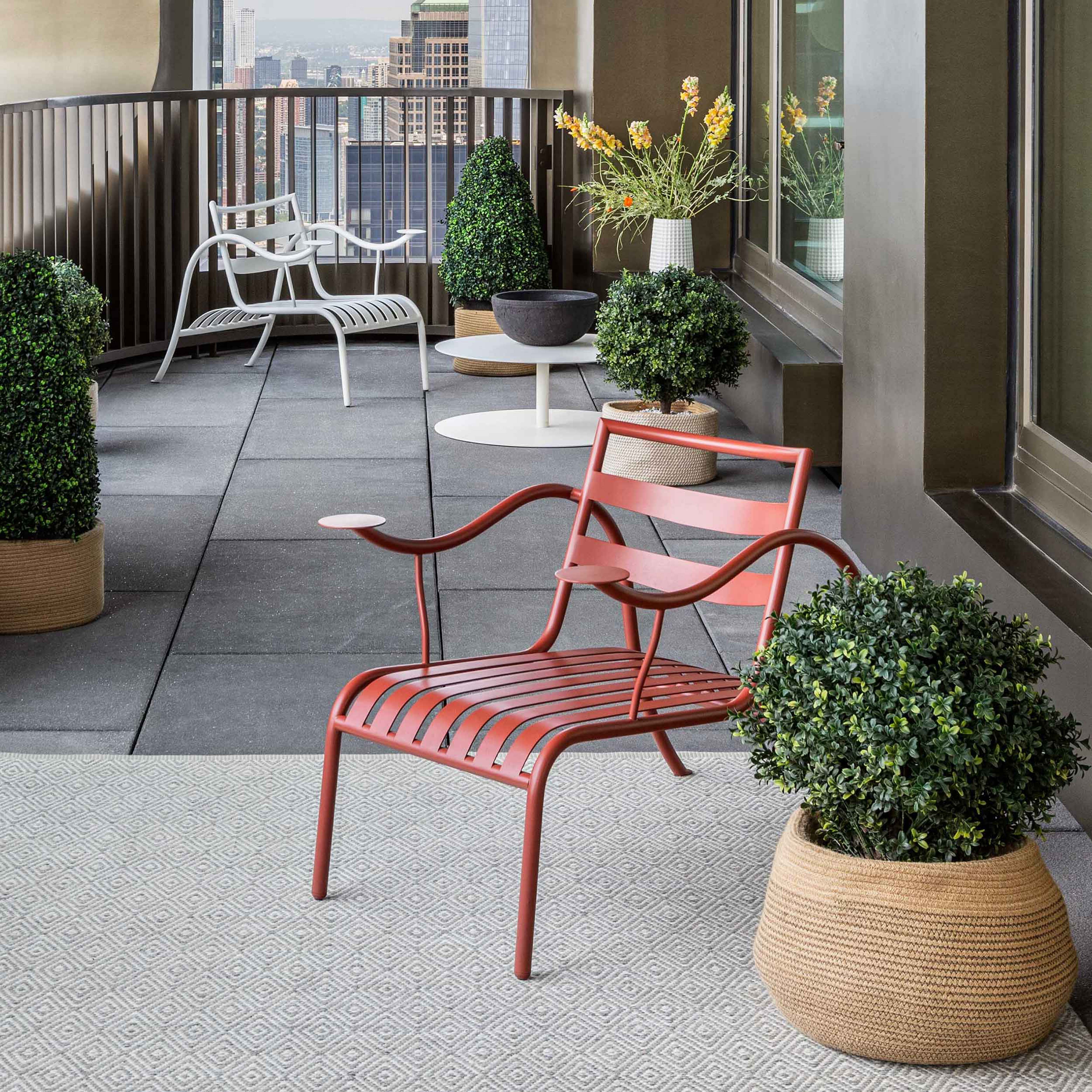 Modern decor and design furniture E shop Cappellini
