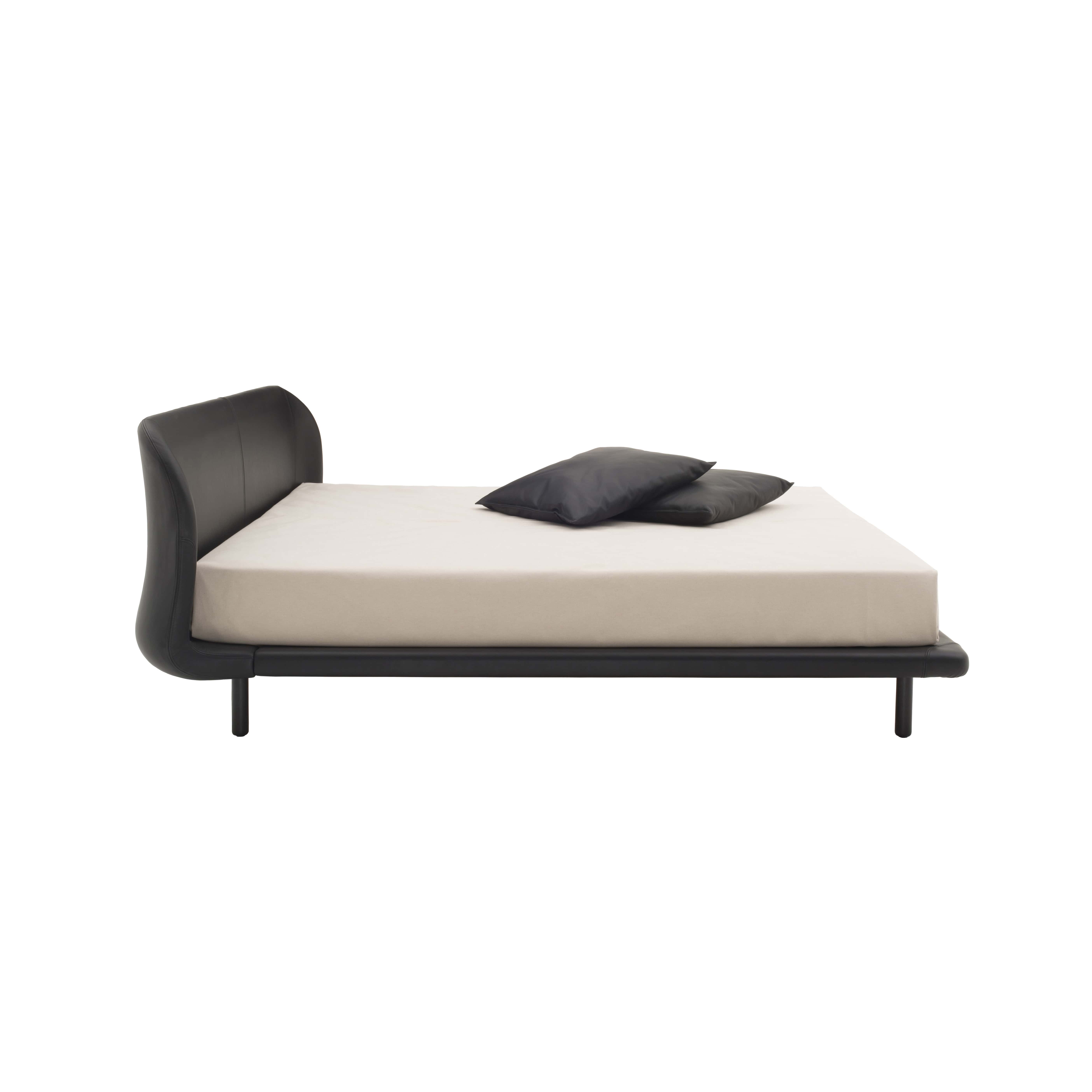 Peg Bed by Nendo - Beds | Cappellini